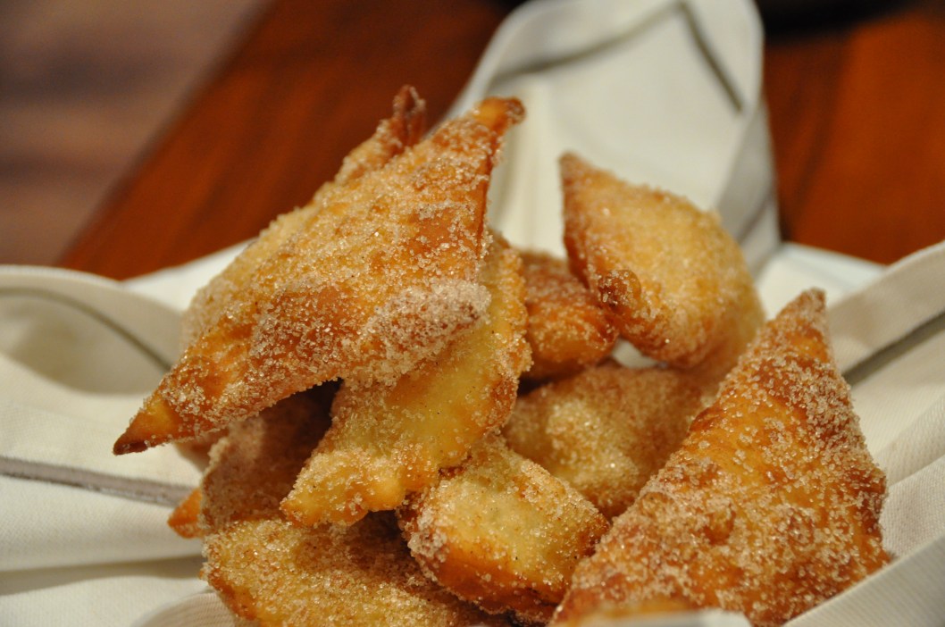 Voici la recette des Zigerkrapfen!! (Beignets au Sérac) | Stéphane ...